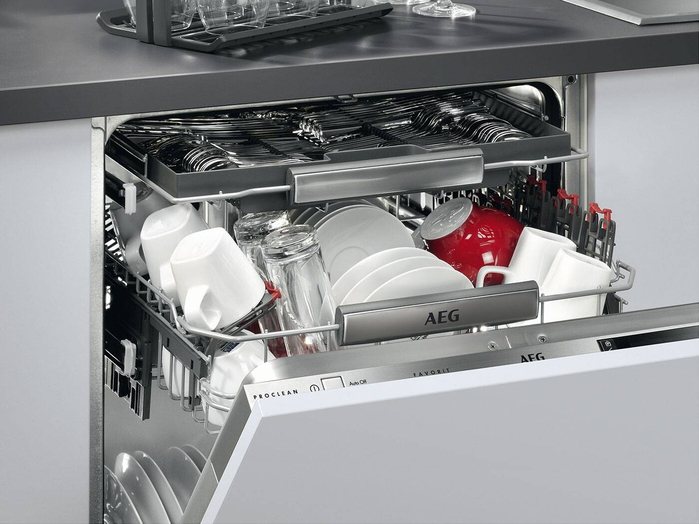 Dishwasher buying guide – choose the right dishwasher for you | AEG | AEG